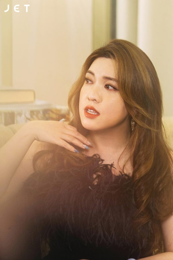 SERRINI專訪 ：「原來我可以令這一代的女孩不需要再後退。」 - JET.com.hk