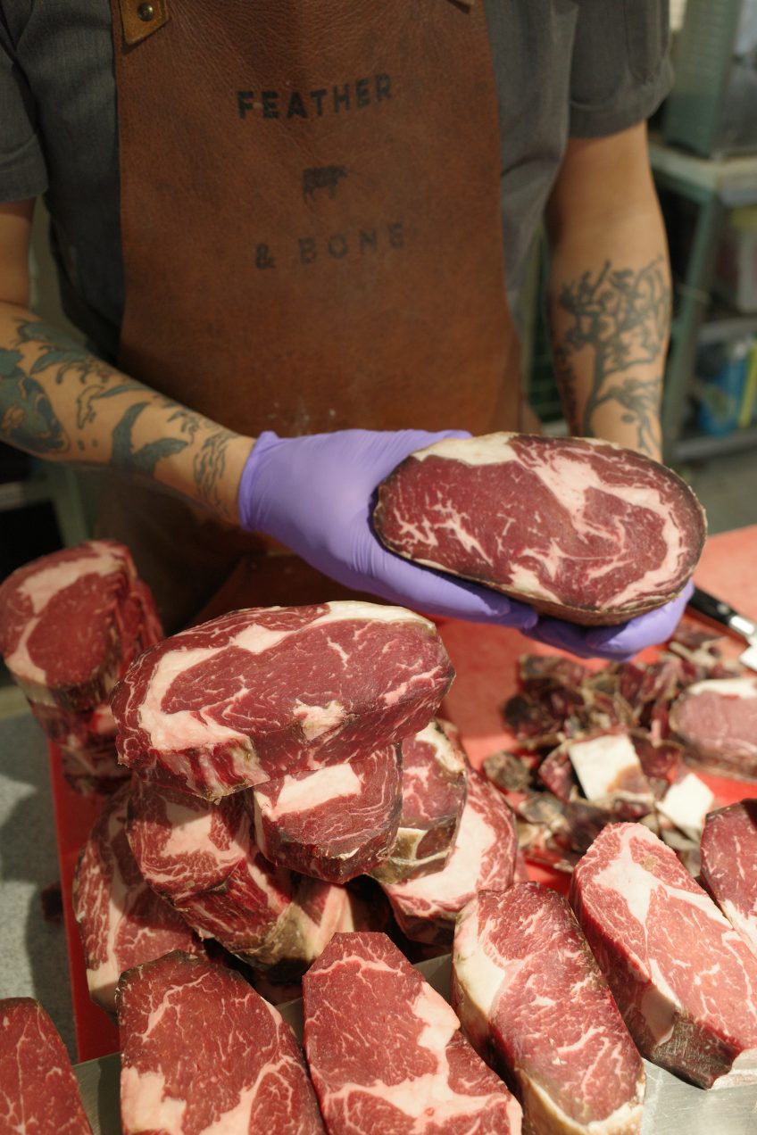 甚麼是Drunken Cow？Feather & Bone全新威士忌熟成澳洲穀飼肉眼牛扒登場 - JET.com.hk